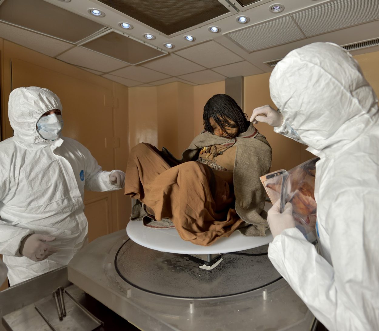 Los Niños del Llullaillaco: cómo se resguardan las momias incas y su ...